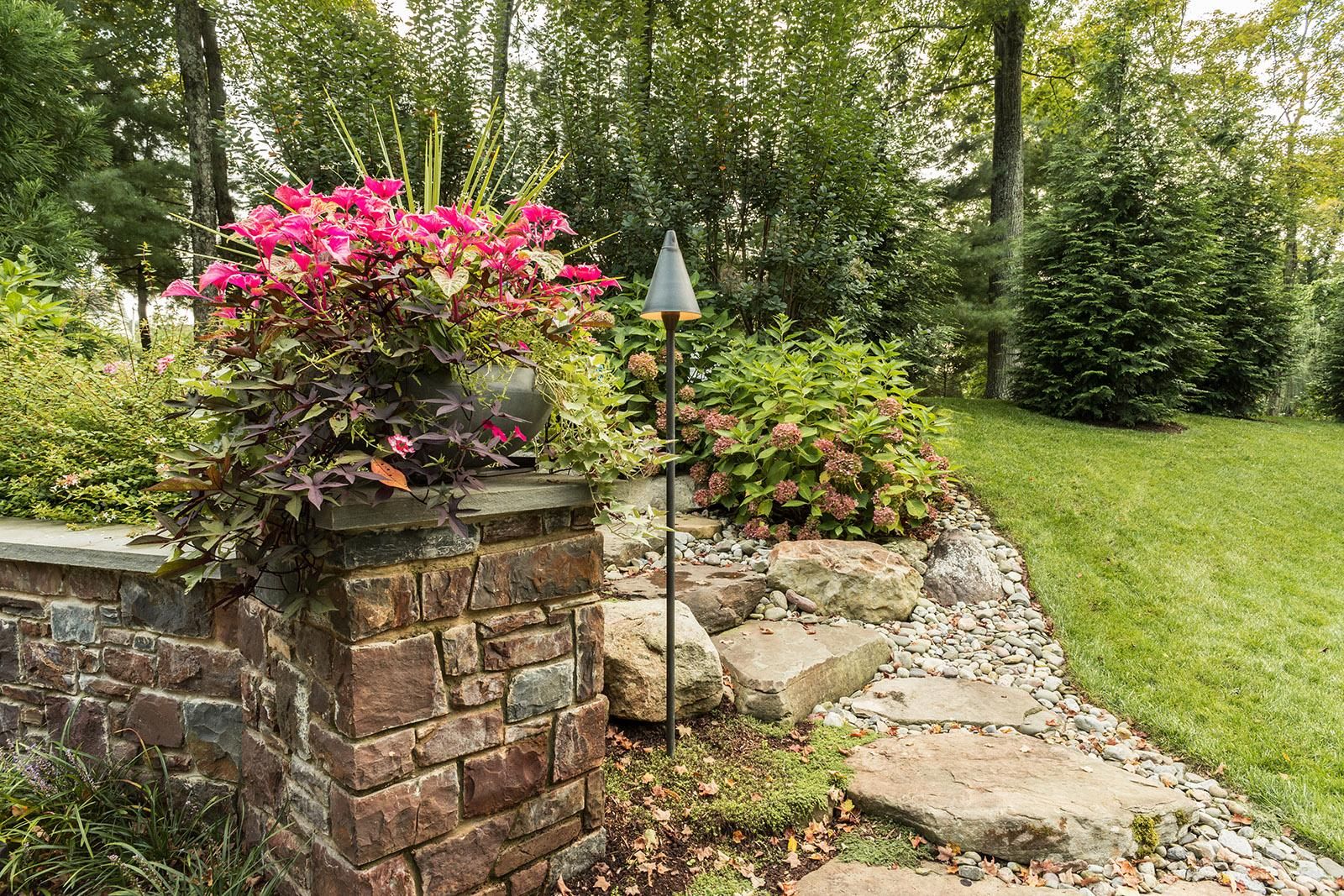 Custom Planting | Sycamore Landscape